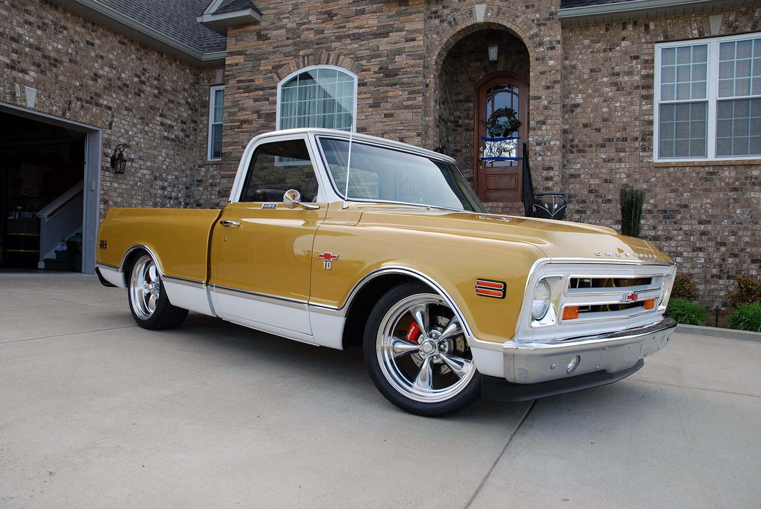 Photo Gallery – Darrell Yates C10 – Scotts Hotrods